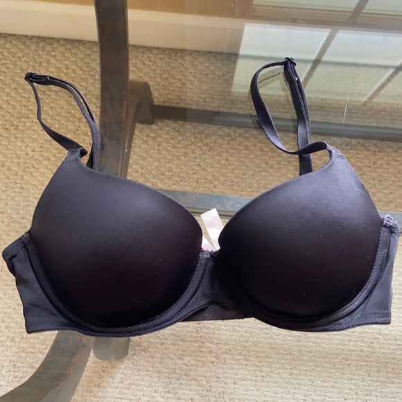 Victoria's Secret | Intimates & Sleepwear | Victorias Secret Bra Size ...